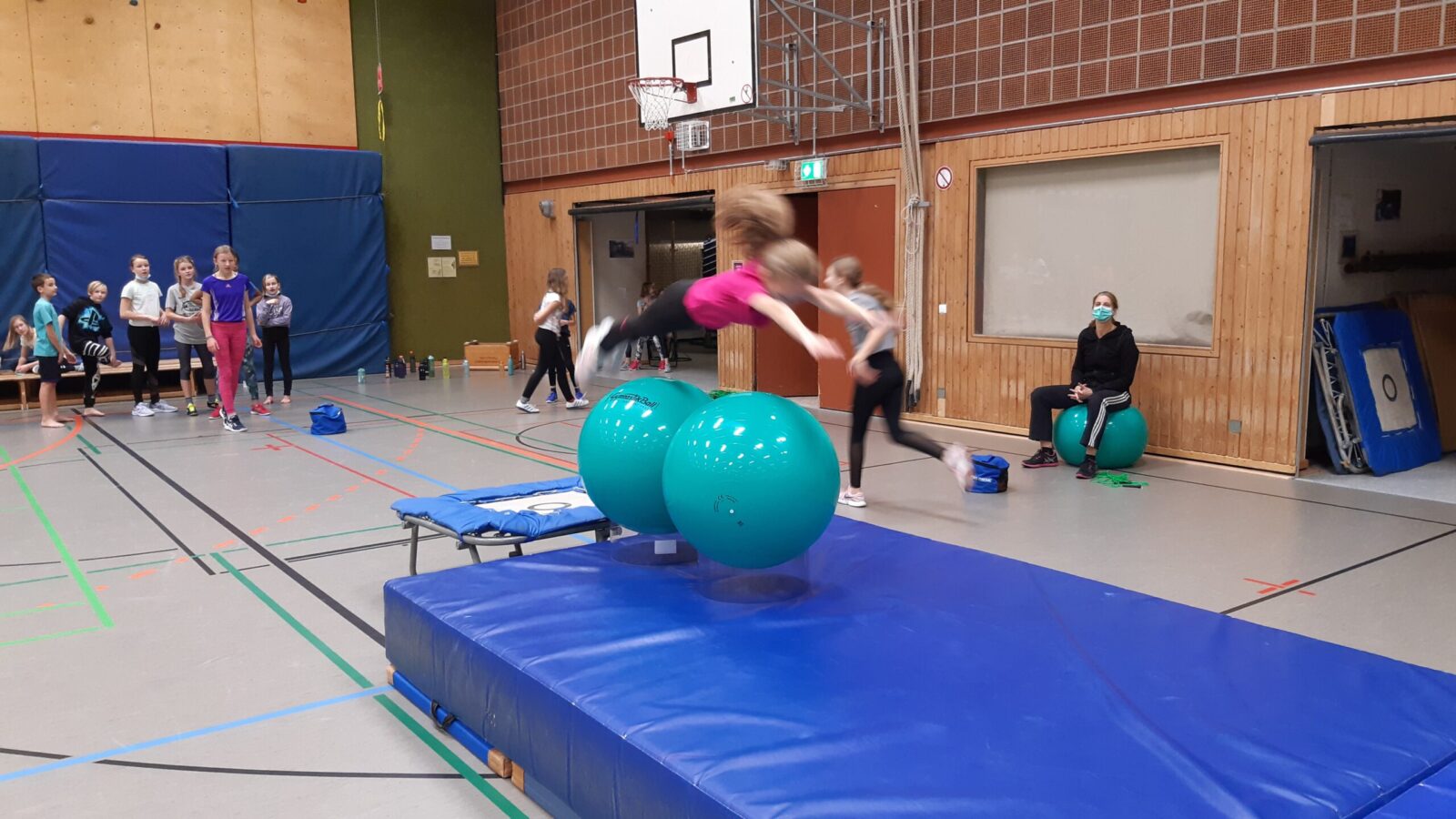 Akrobatik-AG – Gymnasium Johanneum Lüneburg